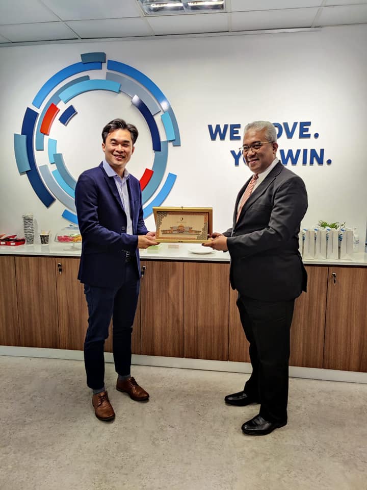 ICoN UMP - Kunjungan Hormat Dan Pertemuan Naib Canselor UMP Bersama ...